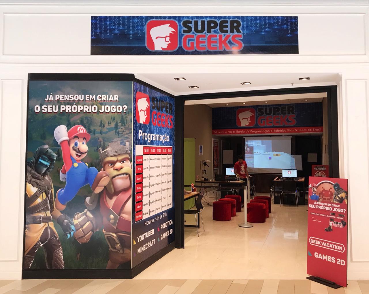 SuperGeeks oferece oficina de férias – MADA PEREIRA